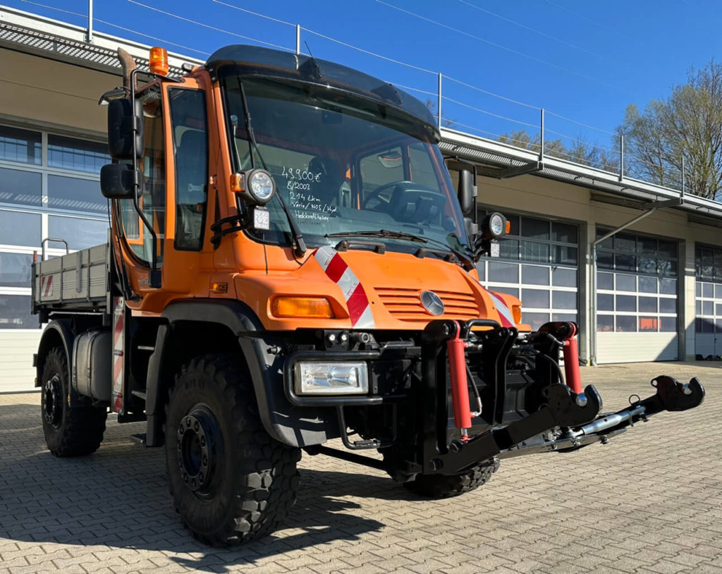 Unimog Angebot: Unimog 400 - U400 405 02734 mit Heckkraftheber - Unimog ...