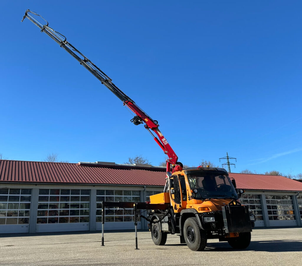 Unimog Angebot: Unimog 400 - U400 405 25177 mit Wechselkran - Unimog ...